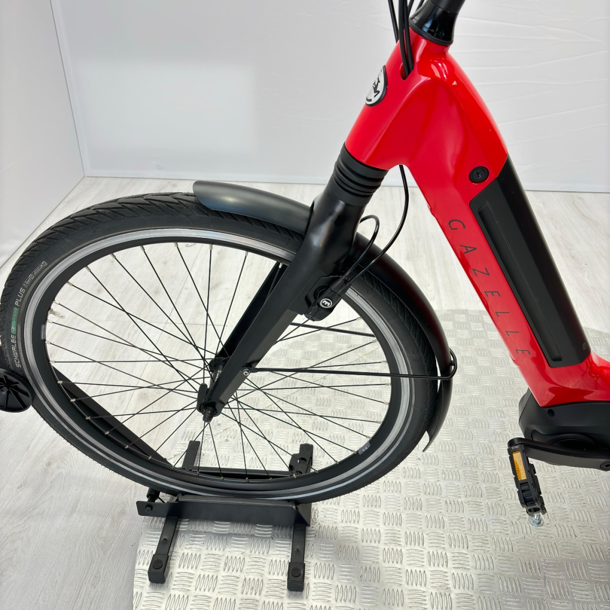 Gazelle Ultimate C8 HMB | 500wH | 1150KM , rood - E-Bike Friesland